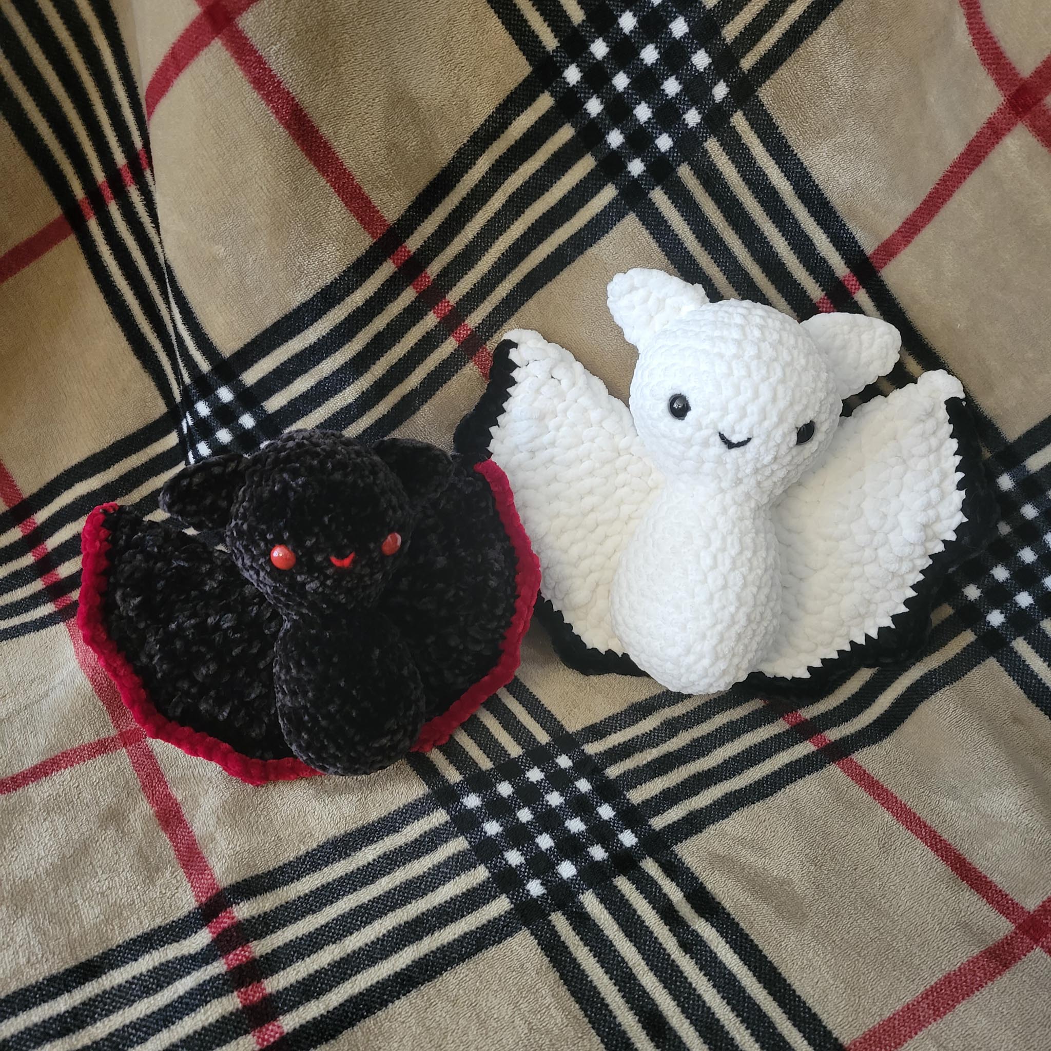 Under Construction | https://neverendingcrafts.com